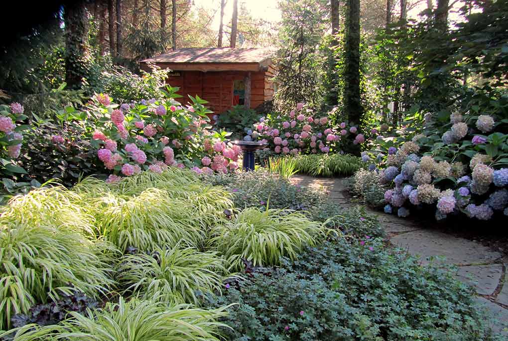 Rochester Landscape Designer - Zaretsky & Associates Inc